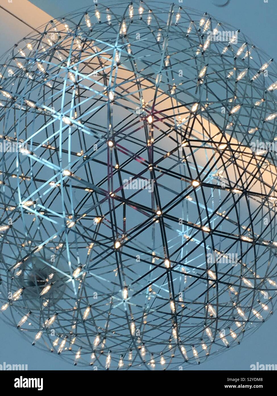 Light circle hi-res stock photography and images - Alamy