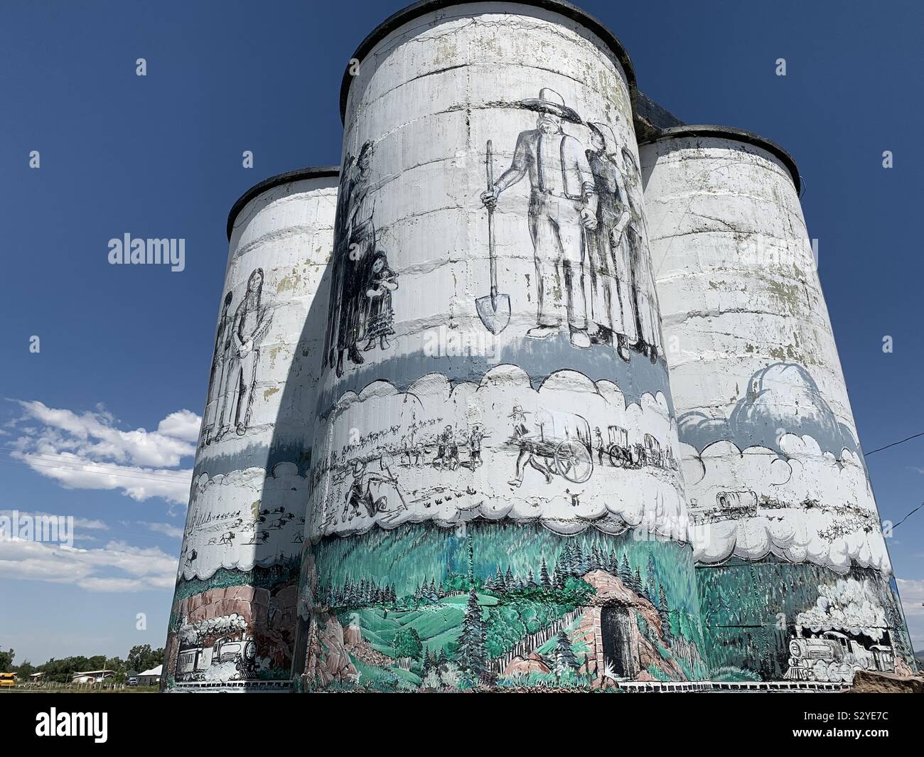 Old silo silos hi-res stock photography and images - Alamy