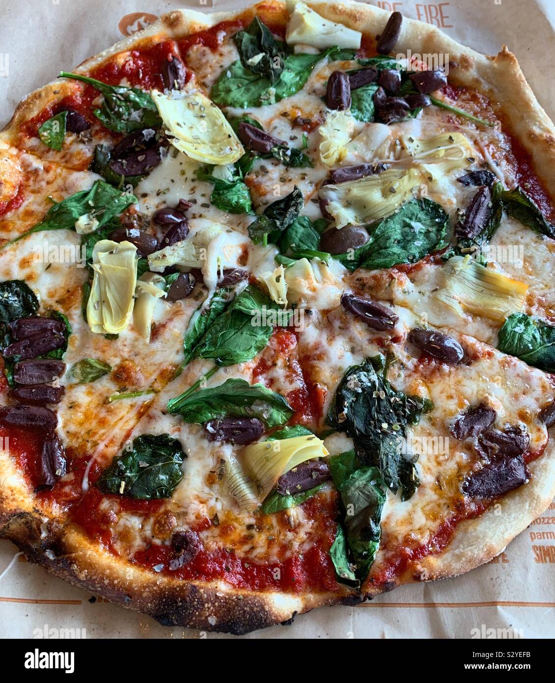 Lunch pizza hi-res stock photography and images - Alamy