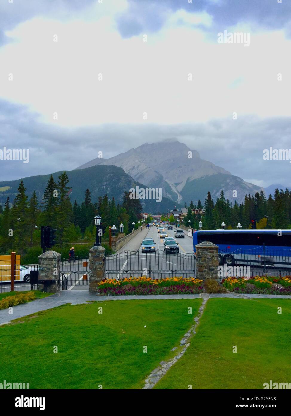 Visit Banff, Alberta, Canada, banff national park, downtown Main Street ...