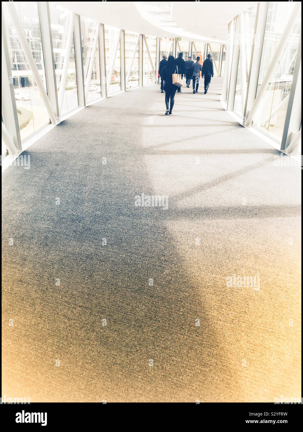 The sky bridge joining the Cape Town International Convention 1 ...