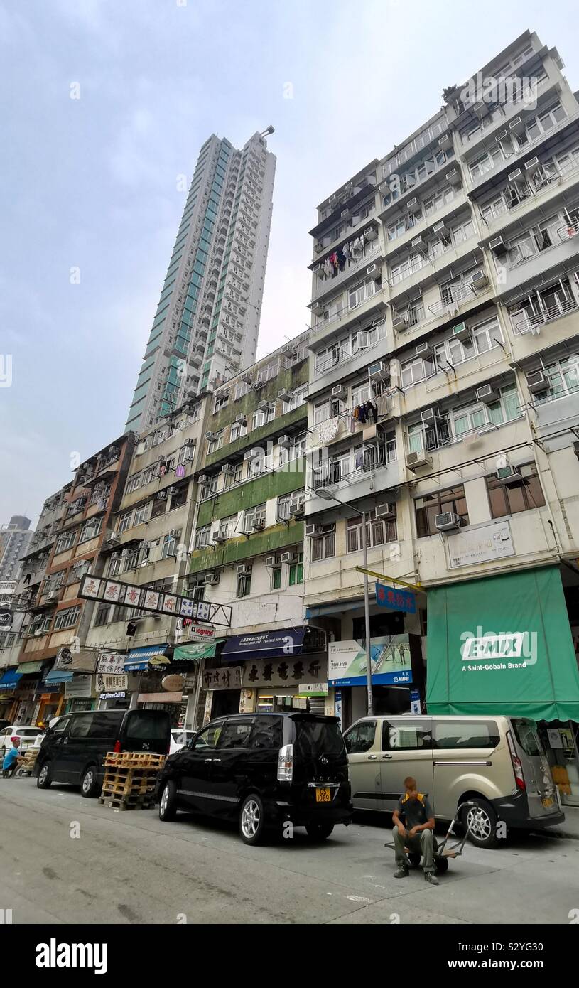 Canton road in Mong Kok, Hong Kong Stock Photo - Alamy