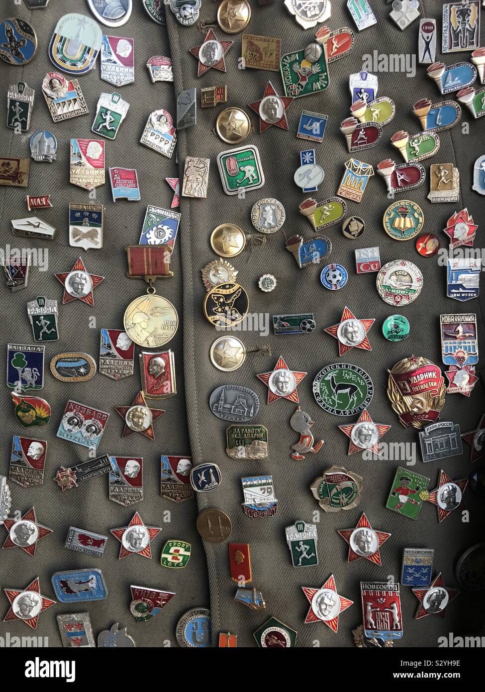 Soviet propaganda pin hi-res stock photography and images - Alamy