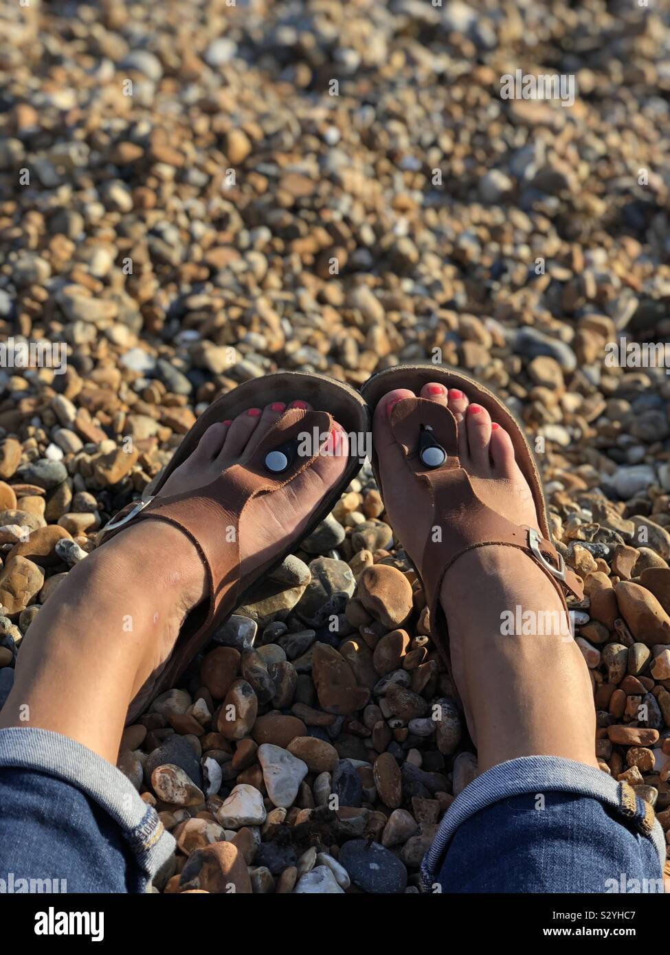 Brighton beach pebbles hi-res stock photography and images - Alamy