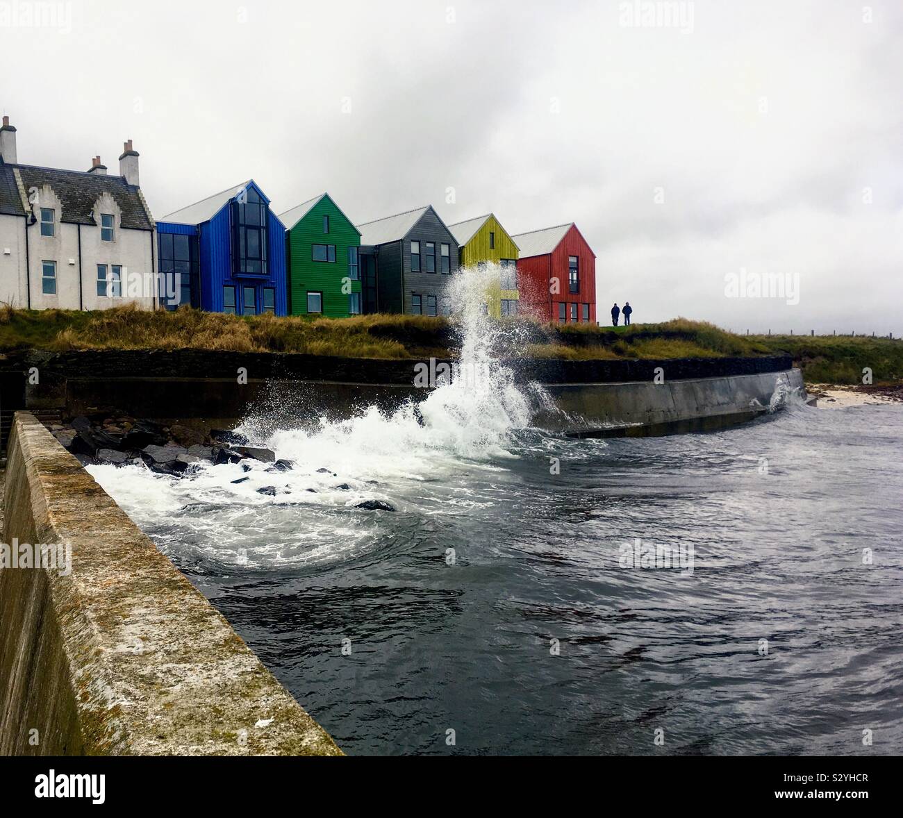 Harbour wave hi-res stock photography and images - Alamy
