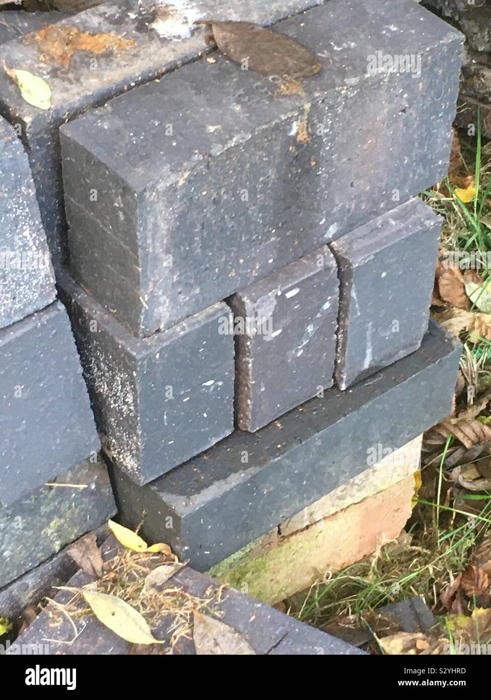 Grey blue bricks hi-res stock photography and images - Alamy