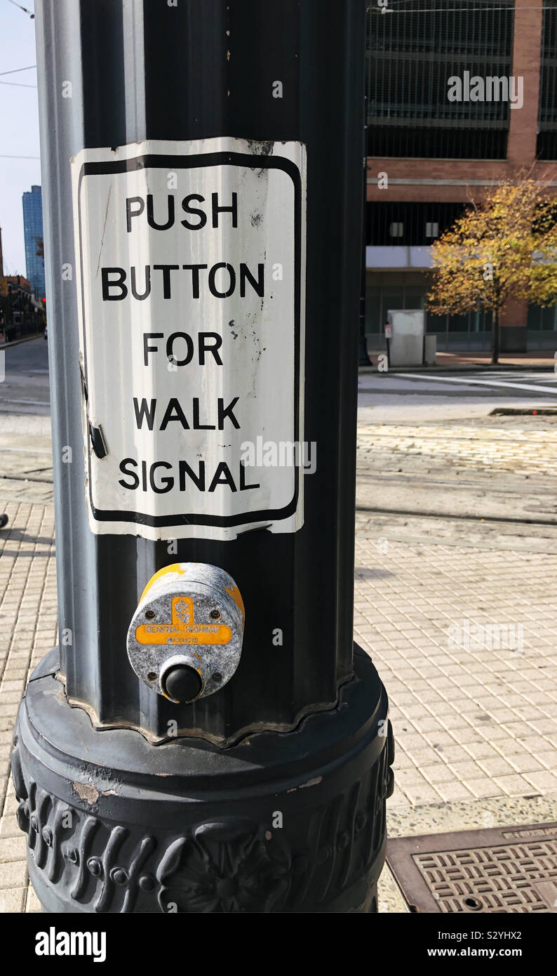 Signal button hi-res stock photography and images - Alamy