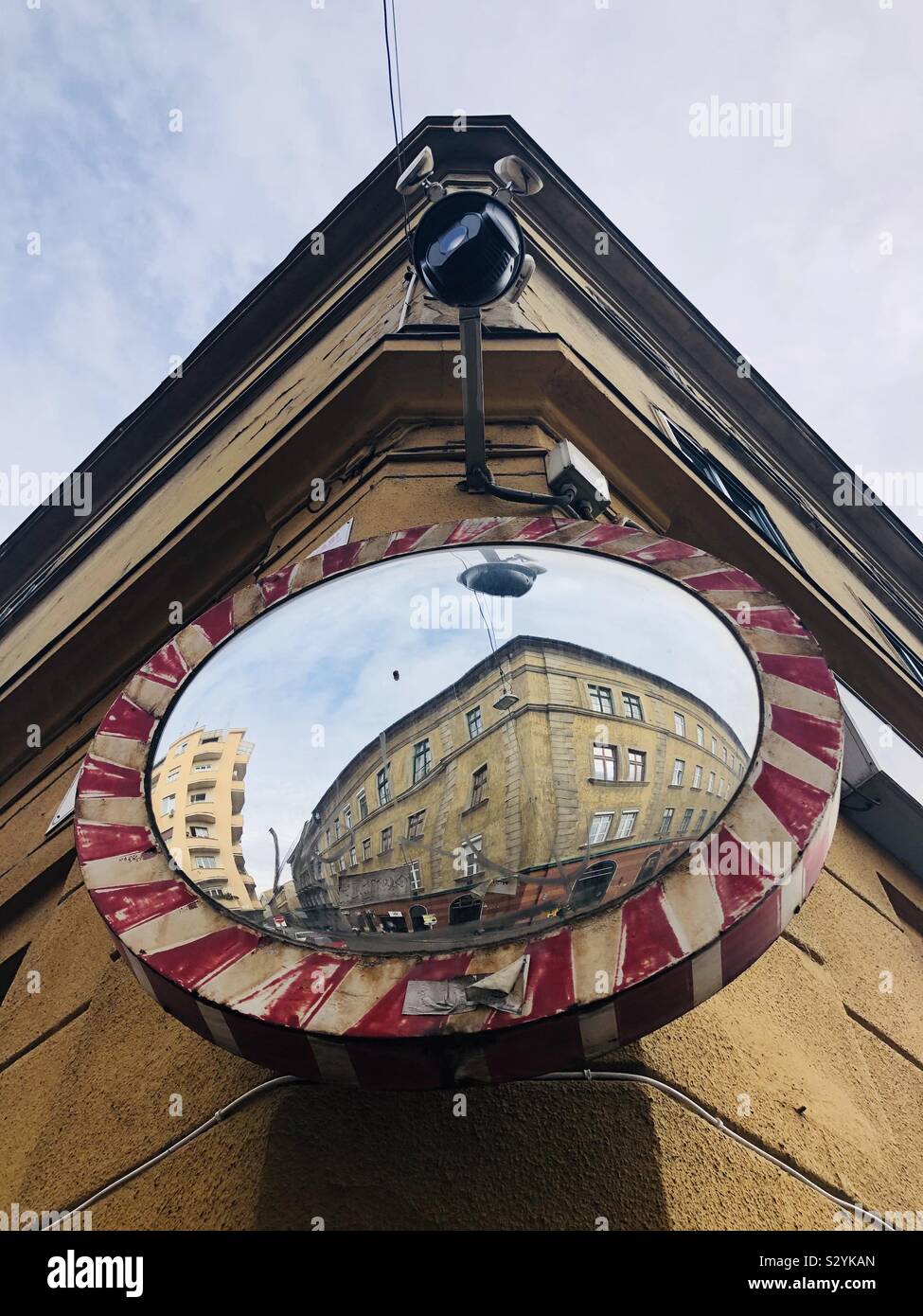 Old cctv camera hi-res stock photography and images - Alamy