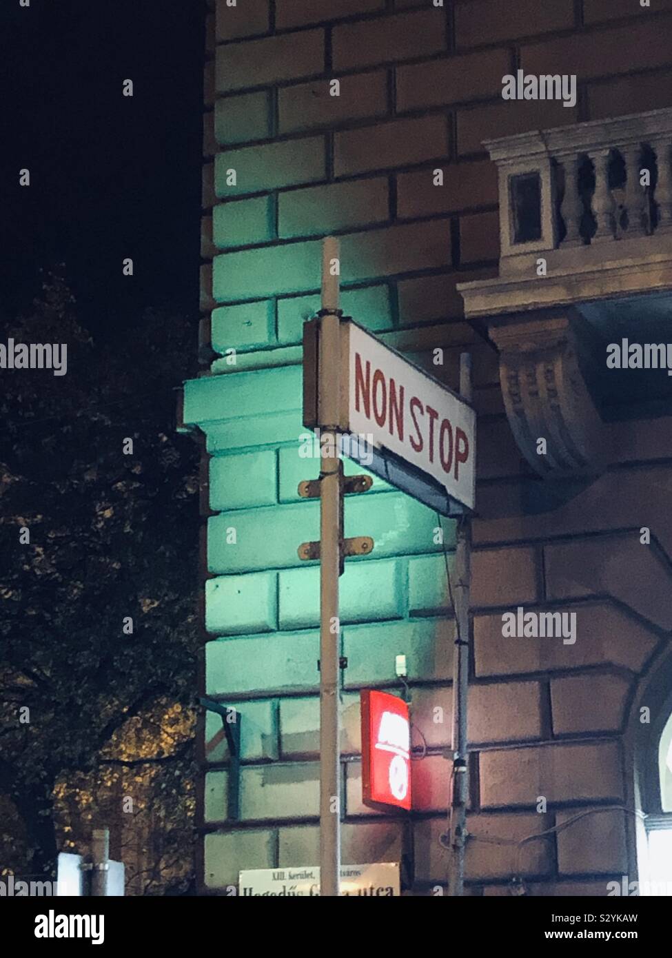 Light green building hi-res stock photography and images - Alamy