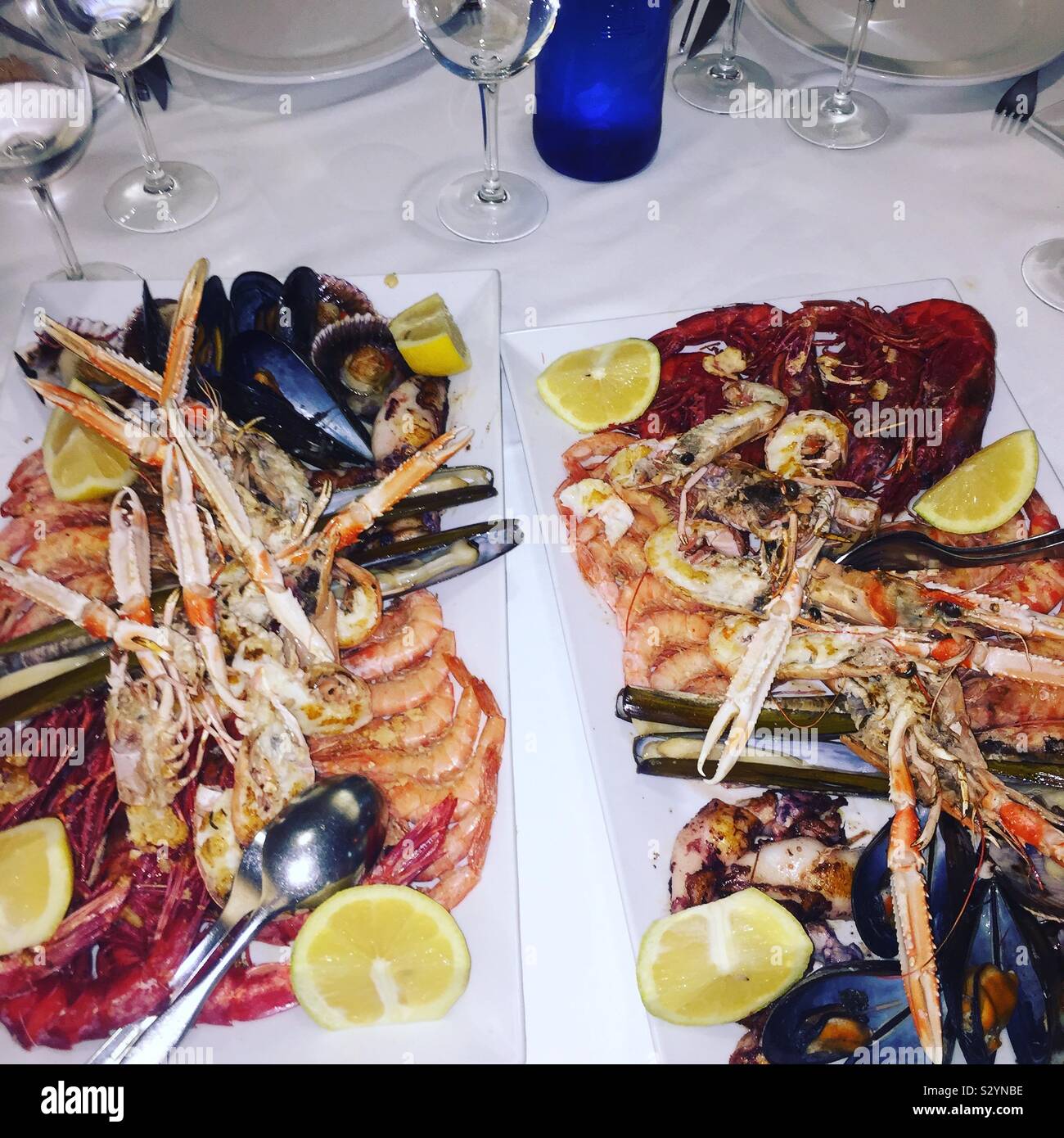 Seafood platter fresh hi-res stock photography and images - Alamy
