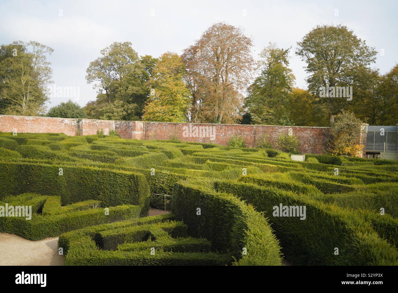 Greenery maze hi-res stock photography and images - Alamy