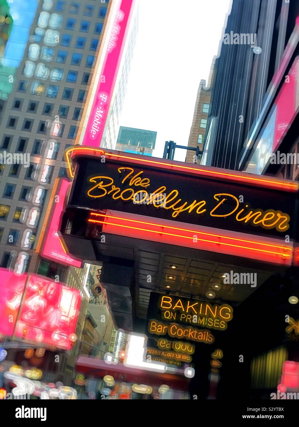 Brooklyn neon sign hi-res stock photography and images - Alamy