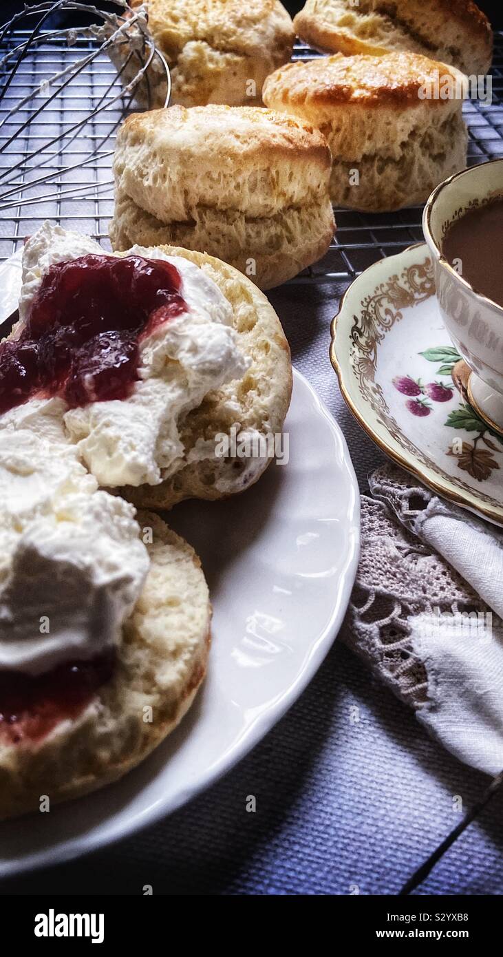 Scones food photography hi-res stock photography and images - Alamy