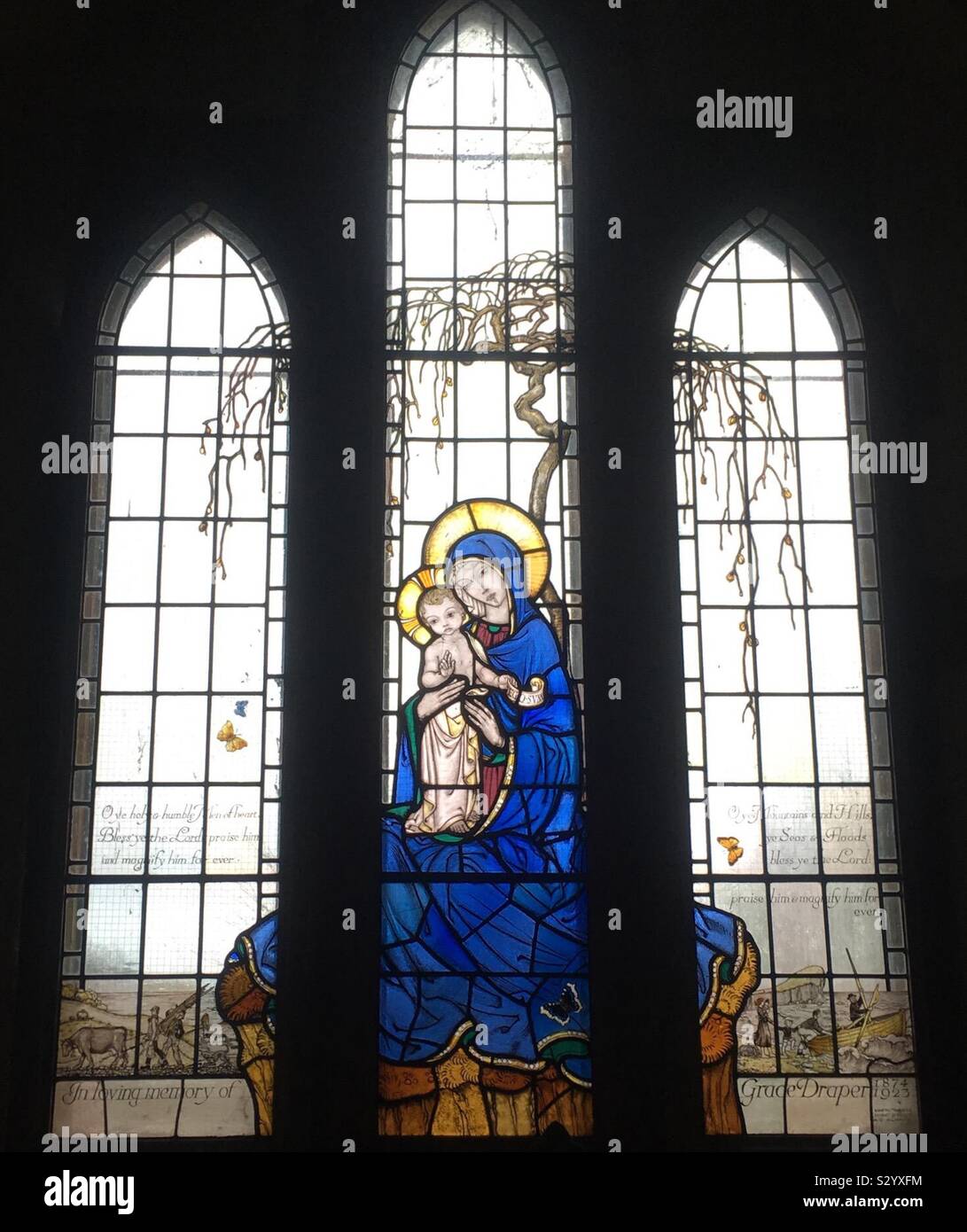 Madonna and Child Stained Glass Window, St Mary’s Church, Tyneham ...