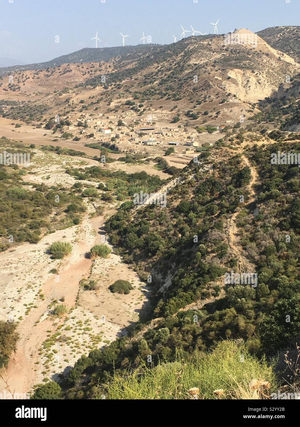 Dramatic hill hi-res stock photography and images - Alamy