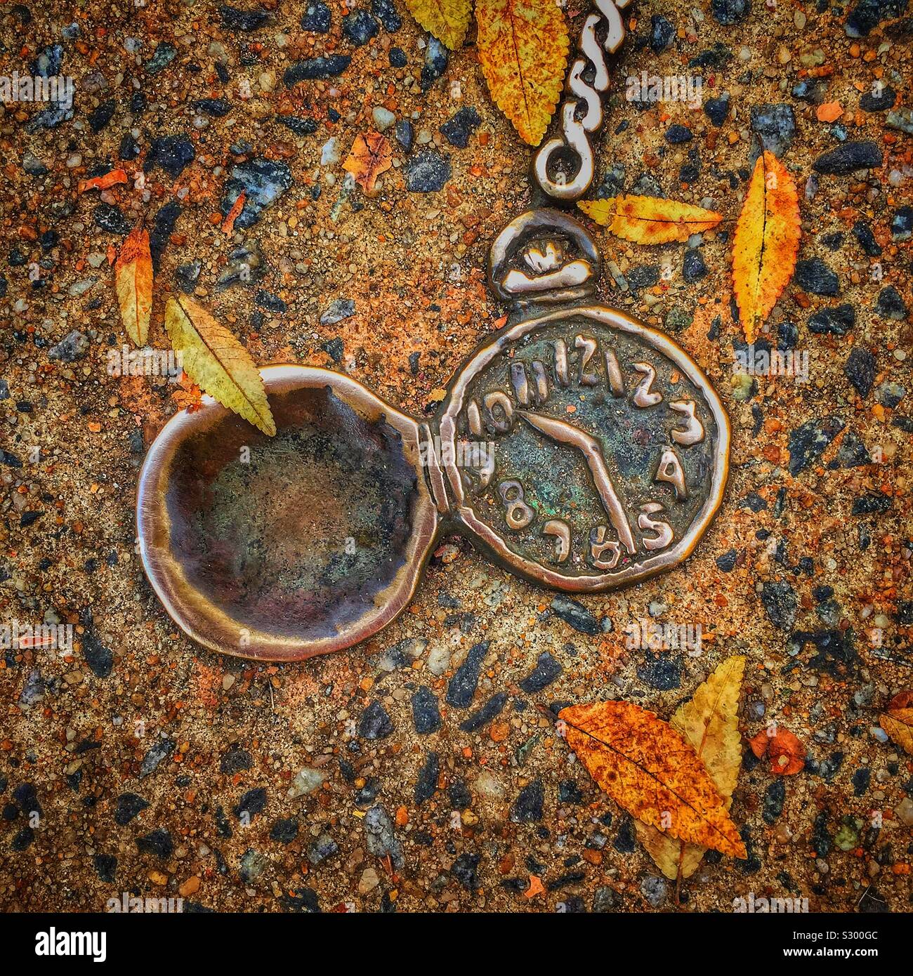 Time keeper clock hi-res stock photography and images - Alamy