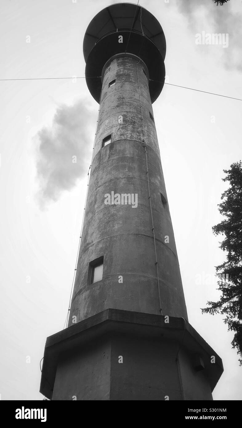 Mono lighthouse hi-res stock photography and images - Alamy