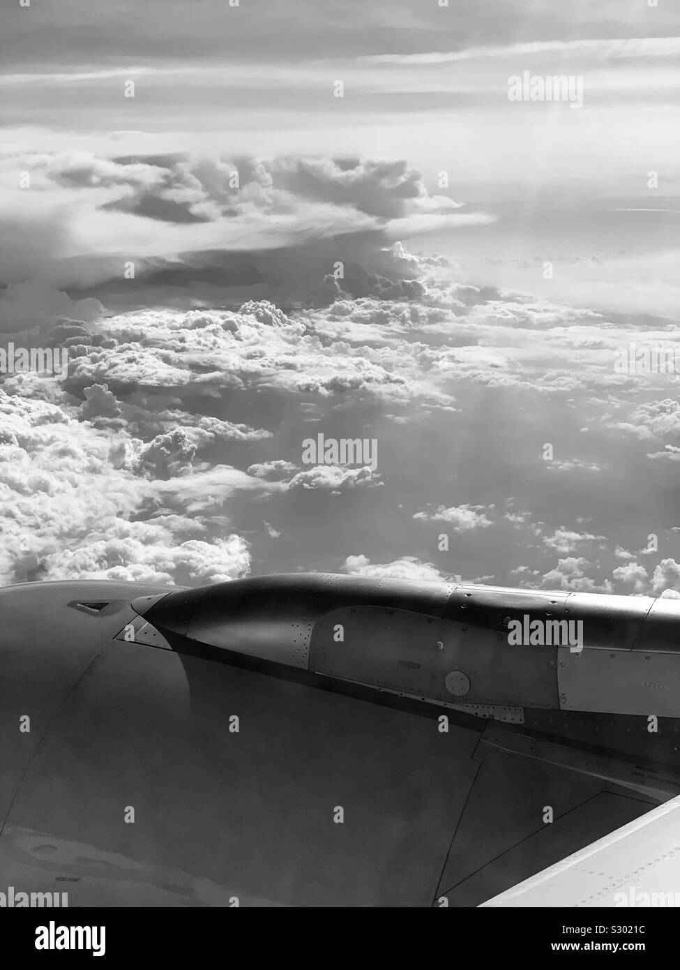 Portrait sky clouds looking up hi-res stock photography and images - Alamy