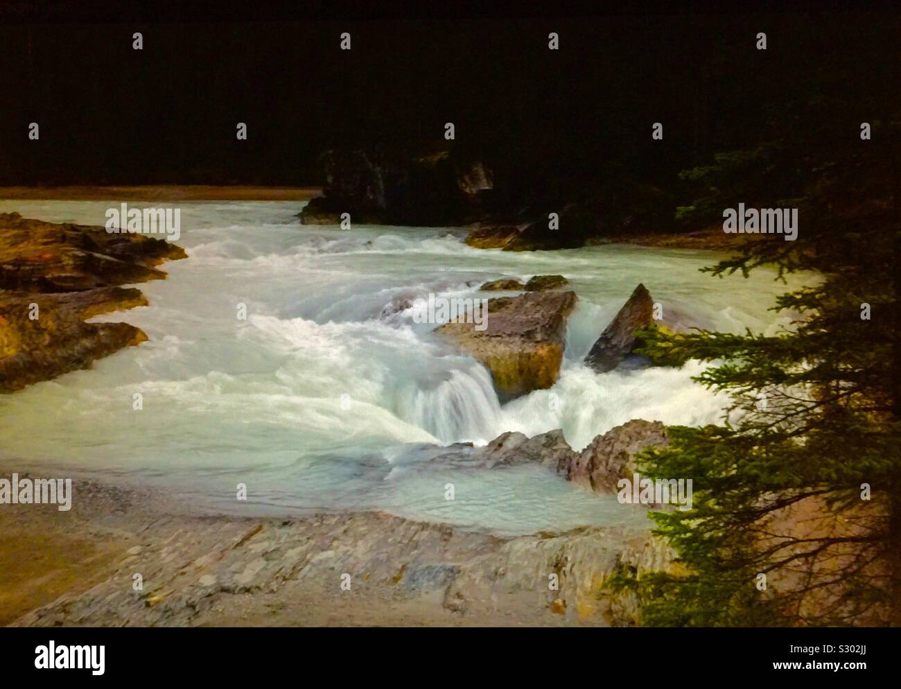 Kicking Horse River, natural bridge, Yoho National Park, British ...