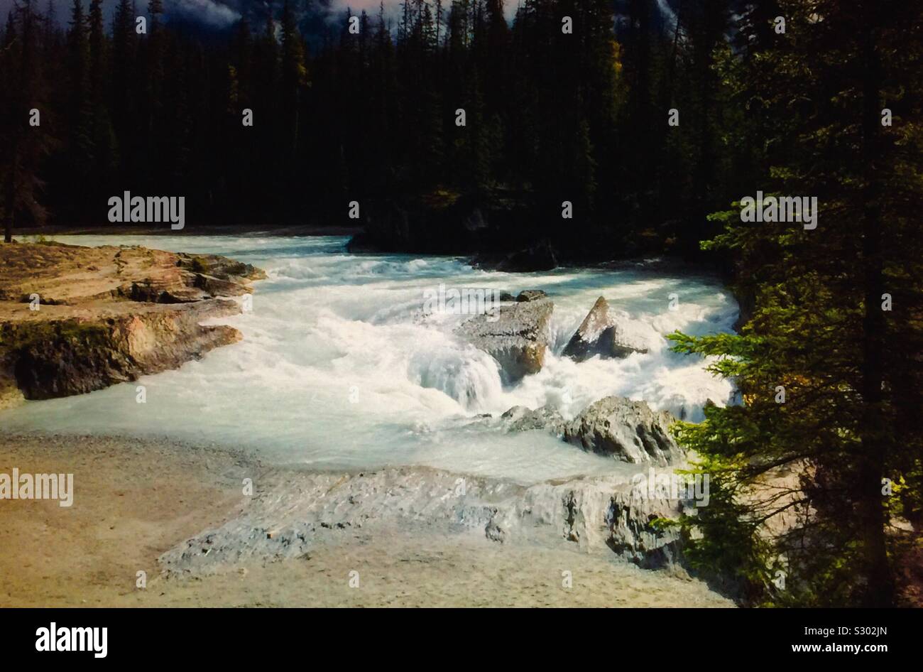 Kicking Horse River, natural bridge, Yoho National Park, British ...