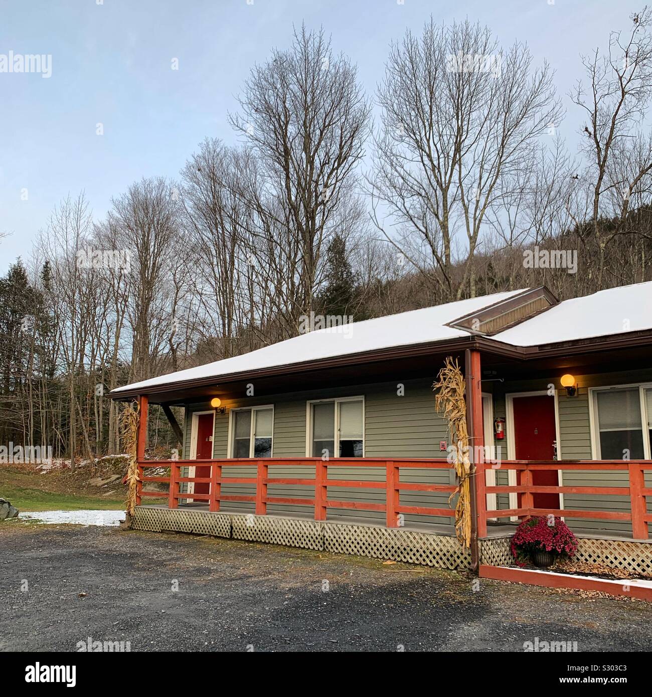 Warren lodge hotel hi-res stock photography and images - Alamy