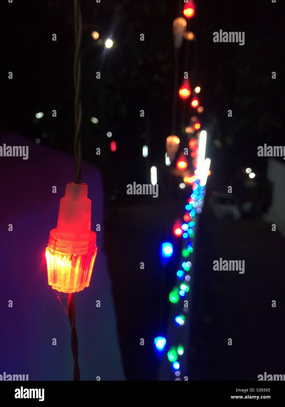 Small wired lights hi-res stock photography and images - Alamy