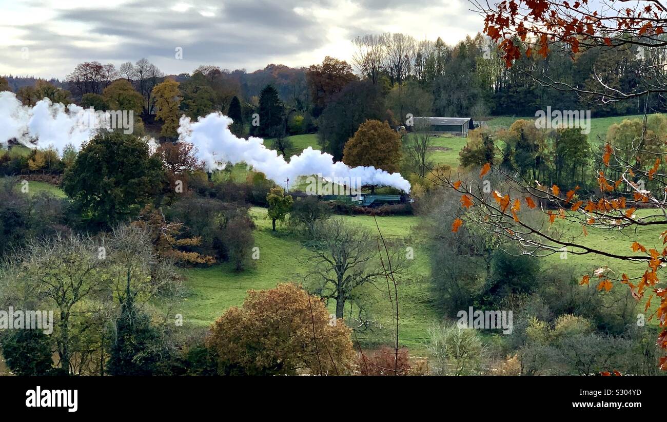 Train landscape hi-res stock photography and images - Alamy