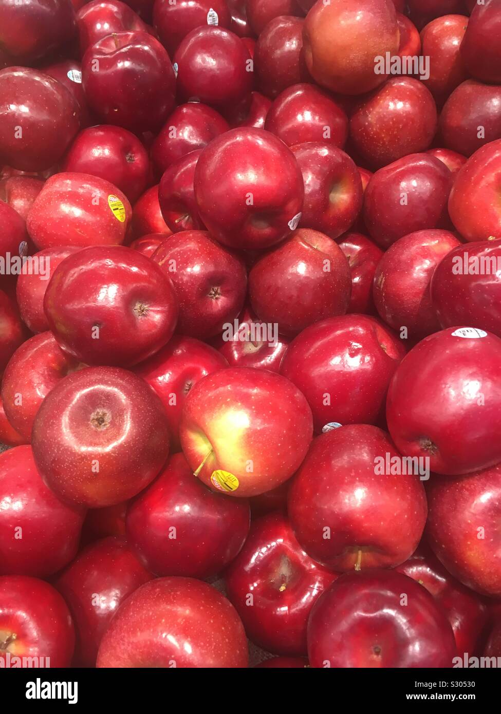 Rome Apples High Resolution Stock Photography and Images - Alamy