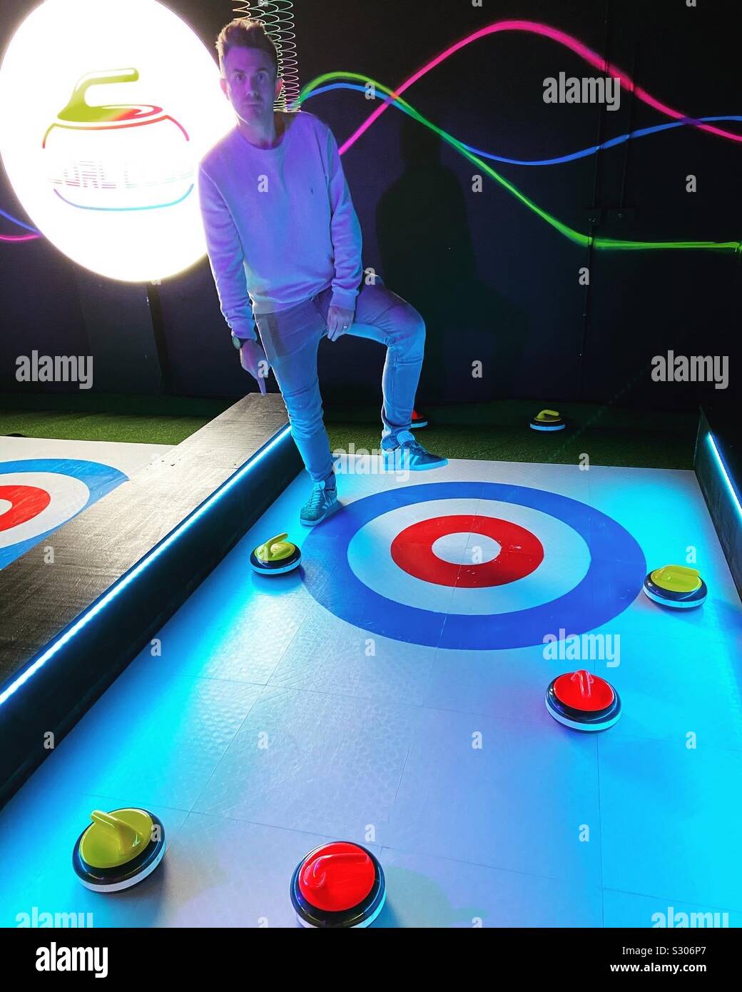 Missed point hi-res stock photography and images - Alamy