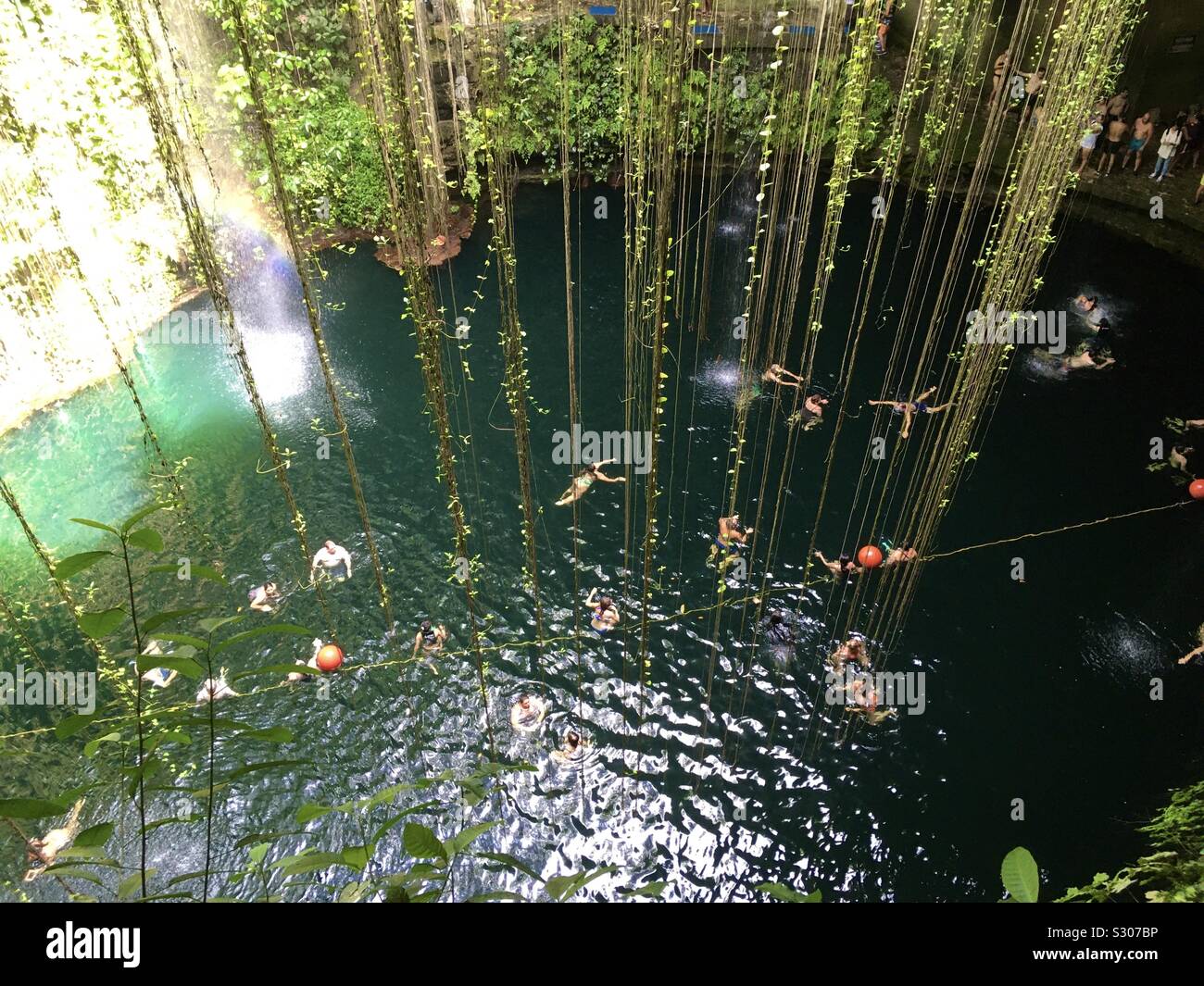 Cenote people hi-res stock photography and images - Alamy