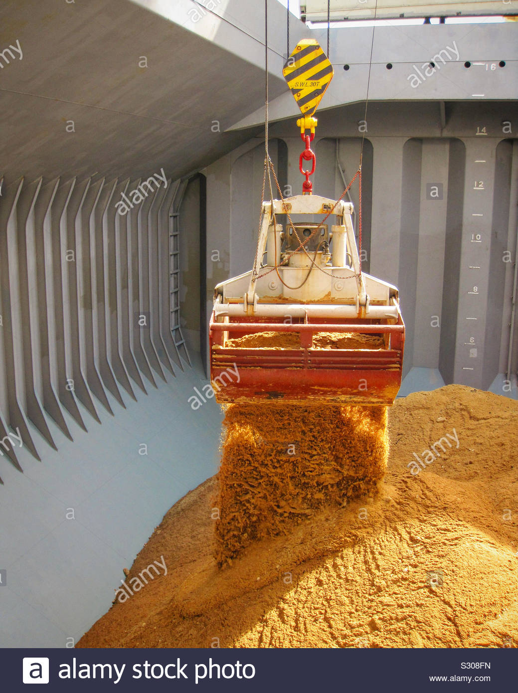 Bulkhead Of Ship Stock Photos & Bulkhead Of Ship Stock Images - Alamy