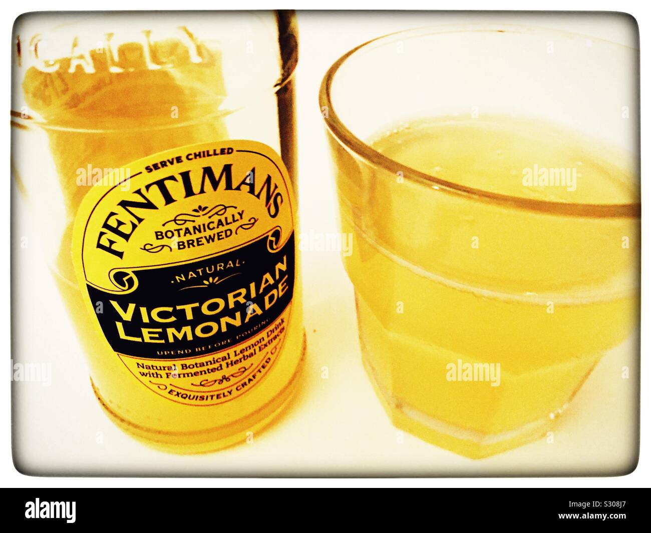 Fentimans Victorian lemonade Stock Photo - Alamy