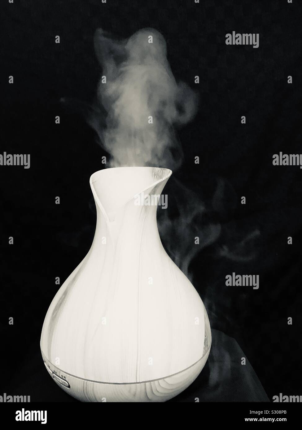 Air diffuser hi-res stock photography and images - Alamy