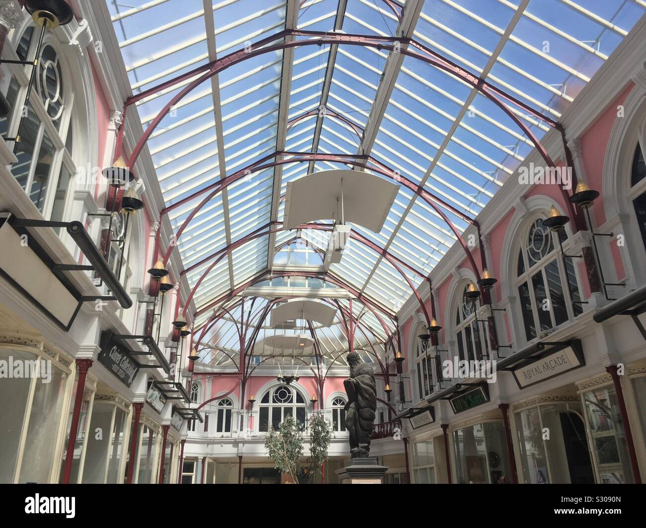 Bournemouth arcade hi-res stock photography and images - Alamy