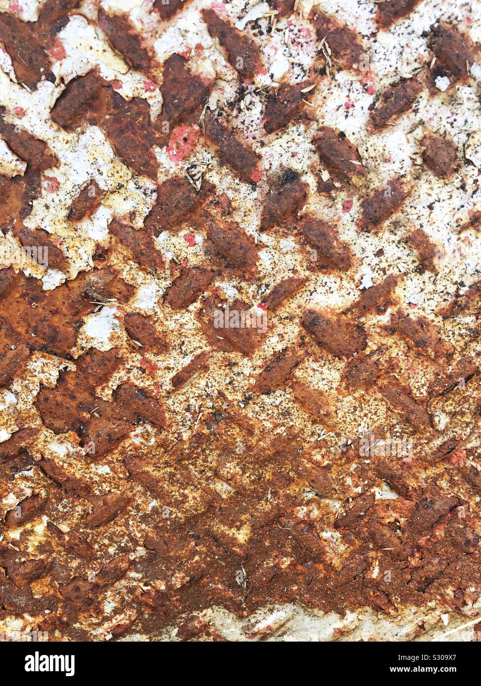 Rusted metal diamond plate Stock Photo - Alamy