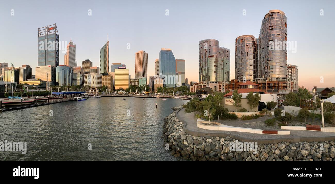 Perth city skyline hi-res stock photography and images - Alamy