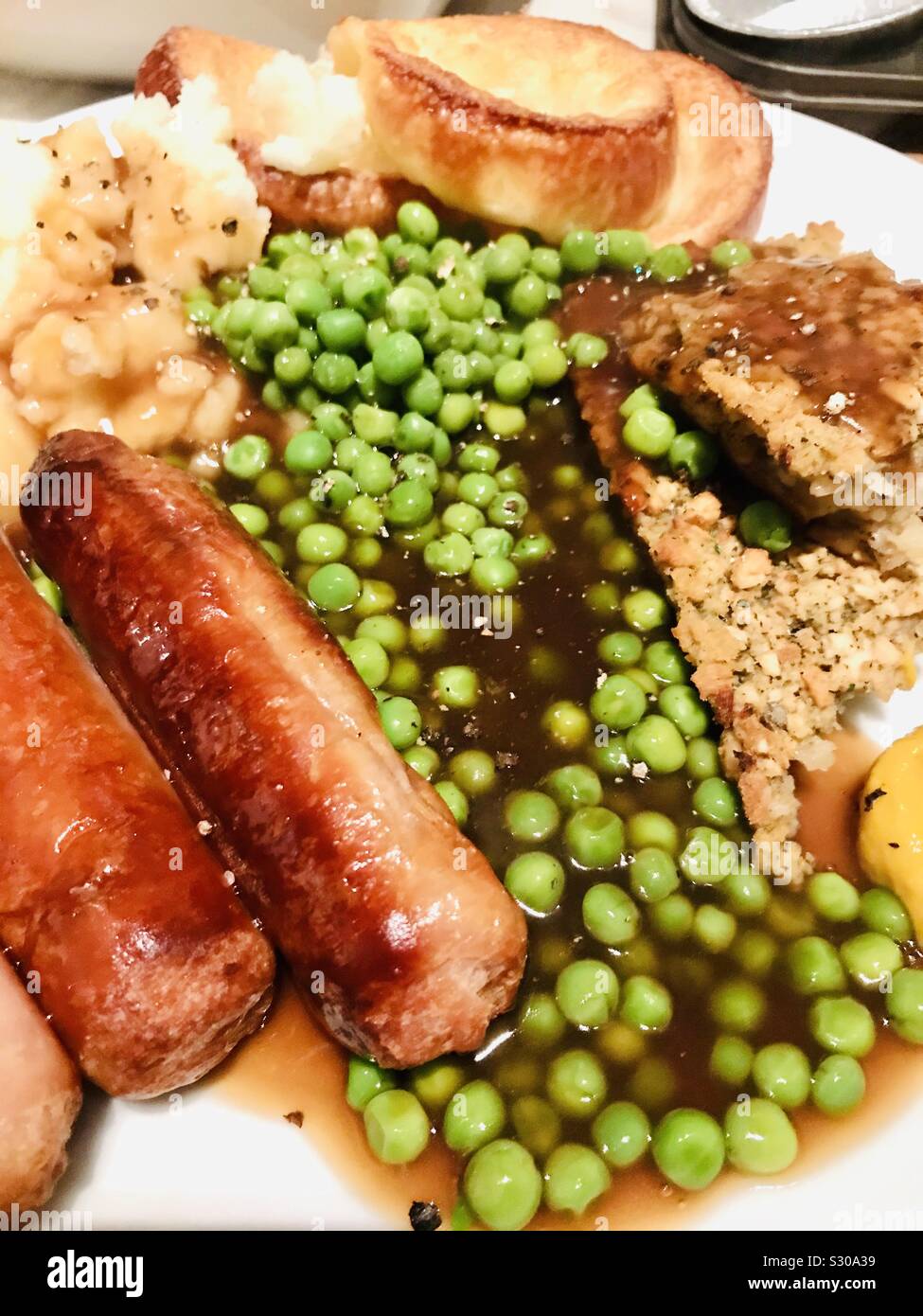 Sunday lunch view hi-res stock photography and images - Alamy