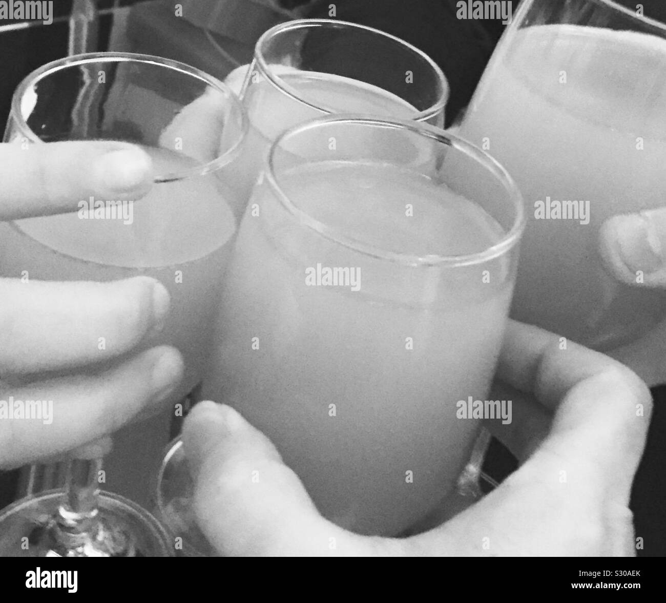 Cheers drinks hi-res stock photography and images - Alamy