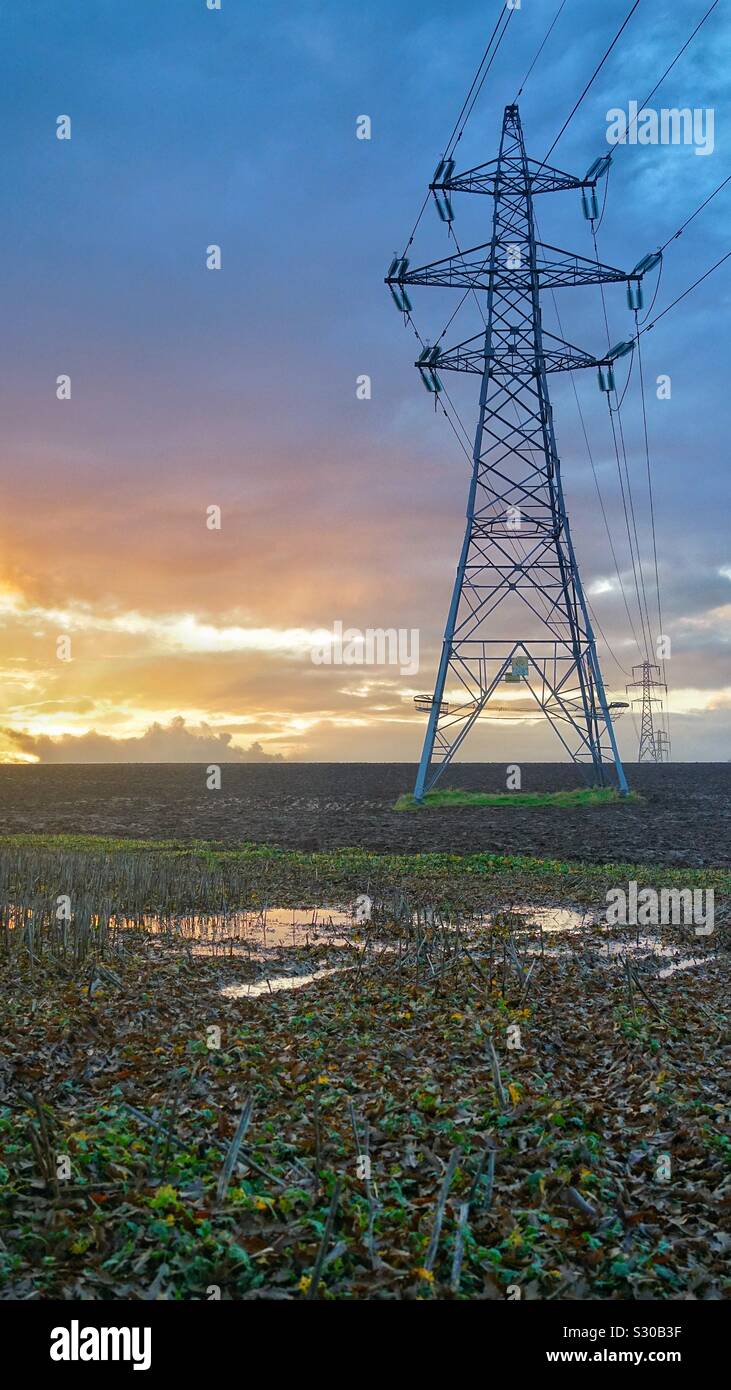 Power_lines hi-res stock photography and images - Alamy
