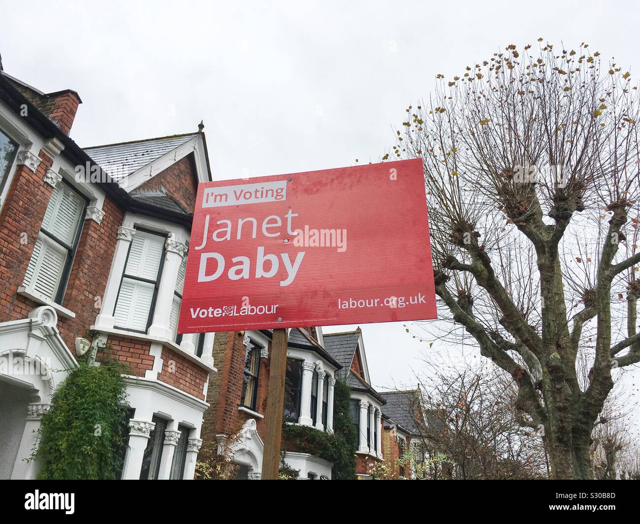 Vote labour poster london 2019 hi-res stock photography and images - Alamy