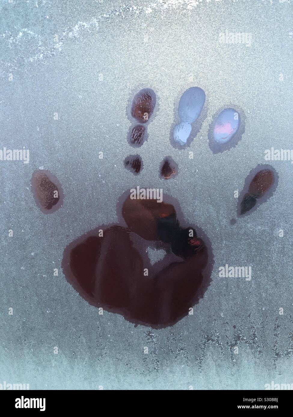 Frozen windows hi-res stock photography and images - Alamy