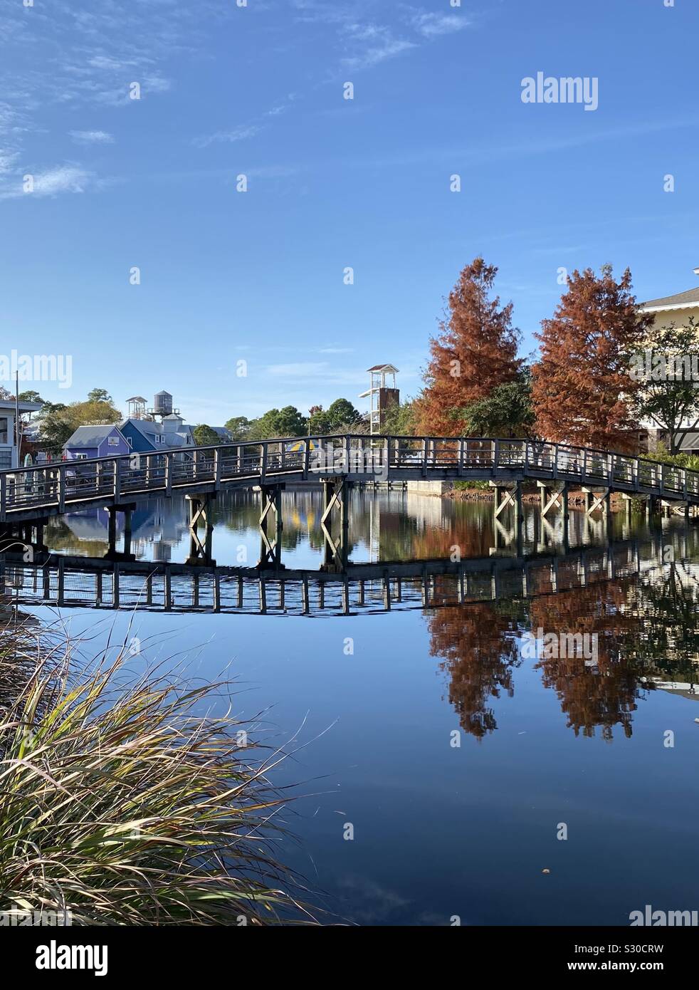Crossover bridge hi-res stock photography and images - Alamy