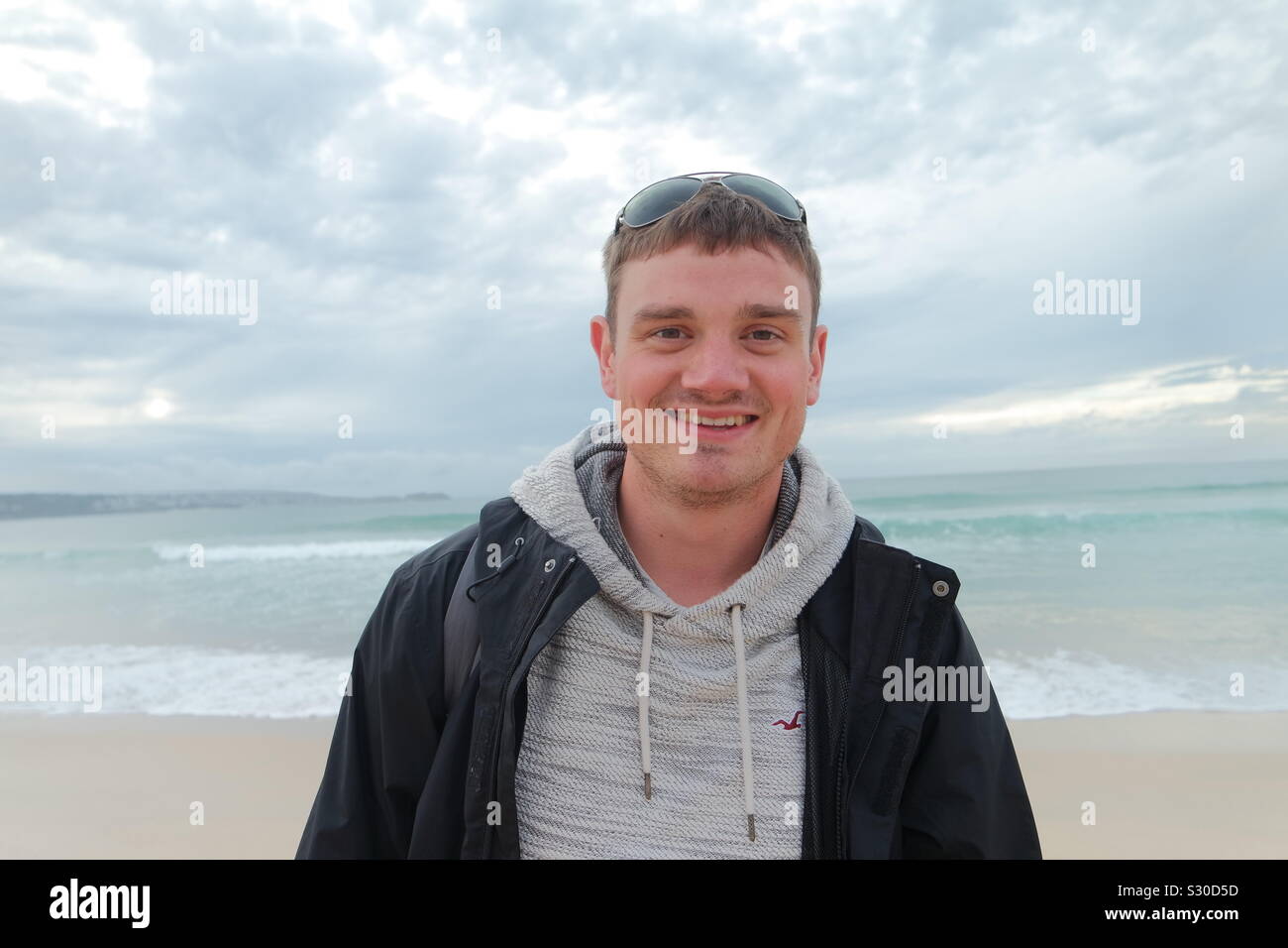 Cold beach hi-res stock photography and images - Alamy