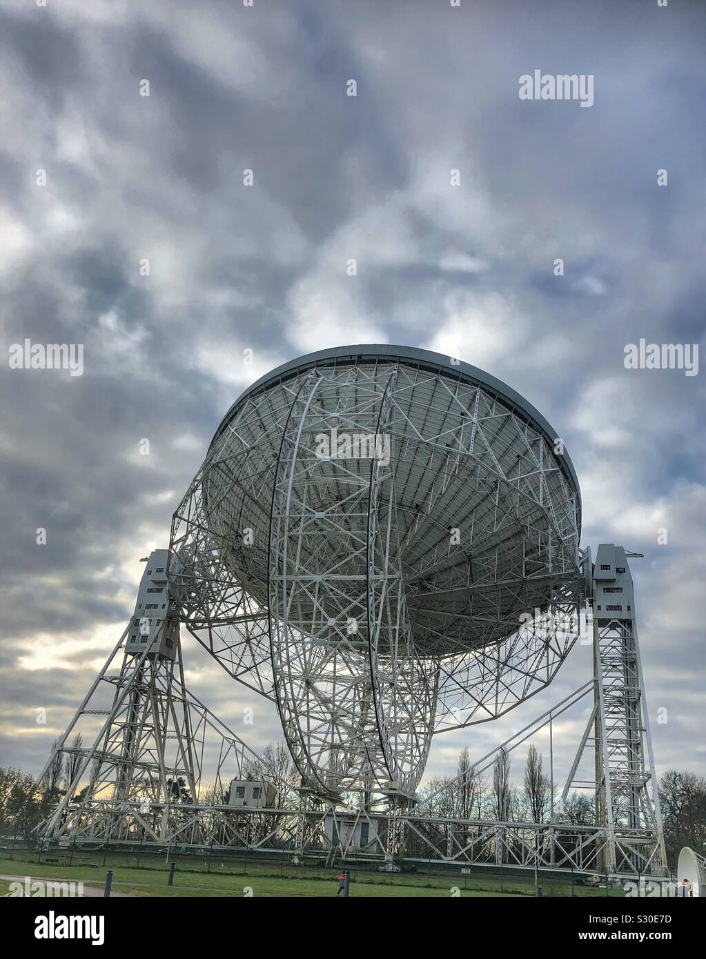 Jodrell Bank Experimental Station High Resolution Stock Photography and ...