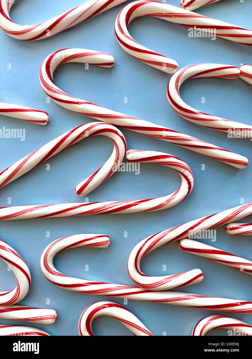 Peppermint canes hi-res stock photography and images - Alamy