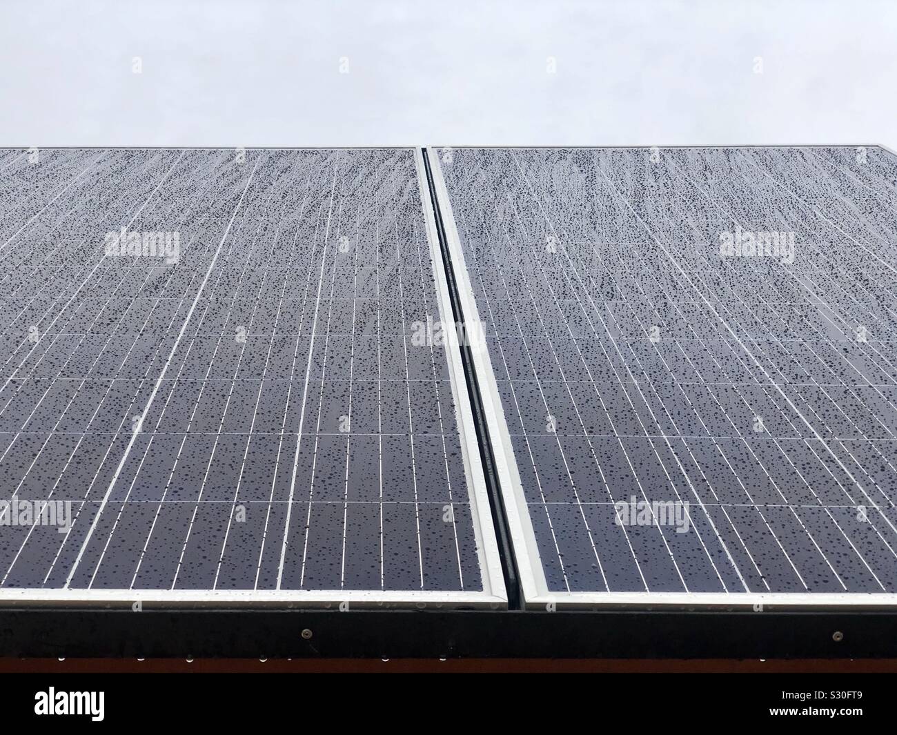 Rain panels hi-res stock photography and images - Alamy