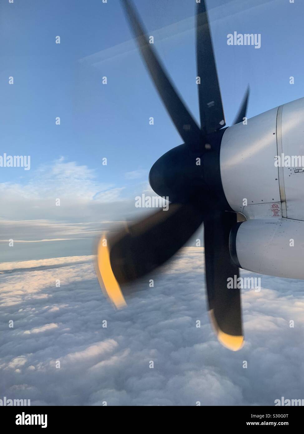 Plane over the clouds hi-res stock photography and images - Alamy
