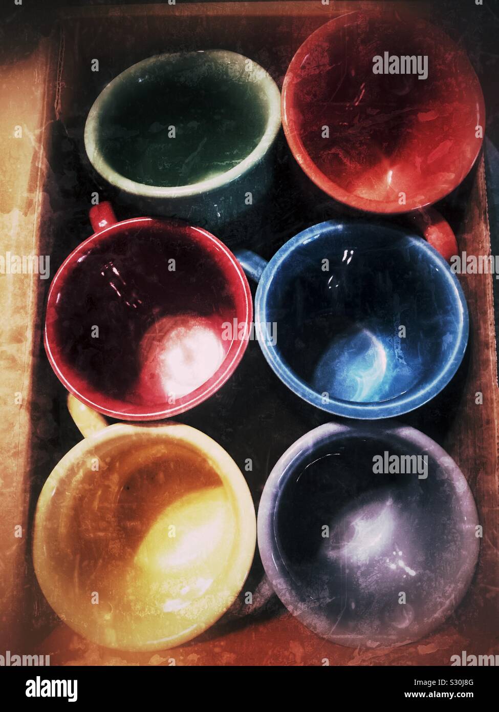 Matching mugs hi-res stock photography and images - Alamy