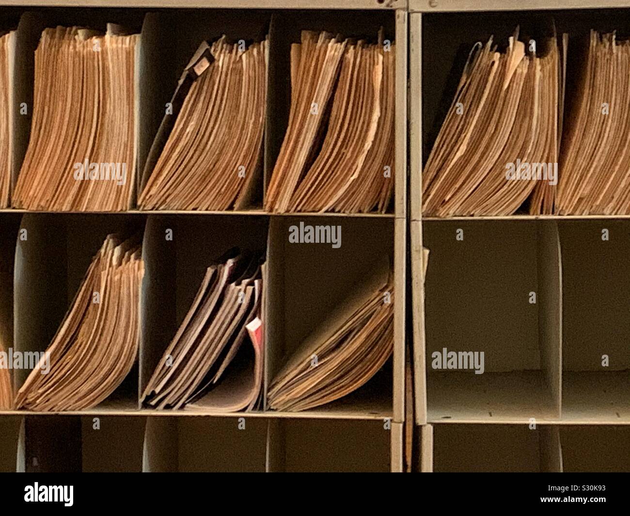 Filing system hi-res stock photography and images - Alamy