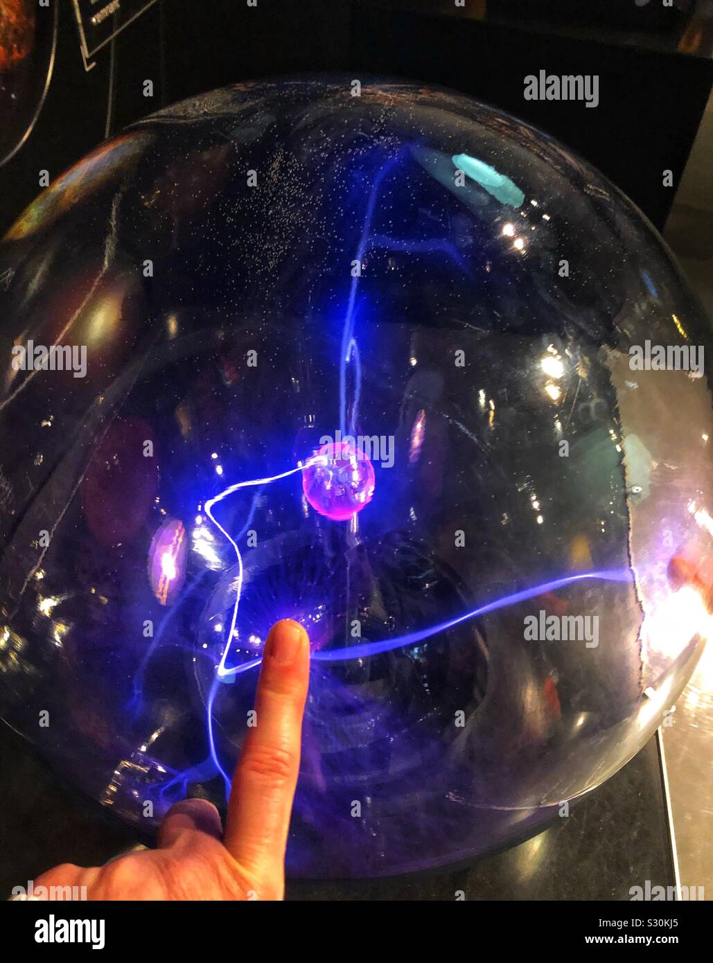 Plasma filaments hi-res stock photography and images - Alamy